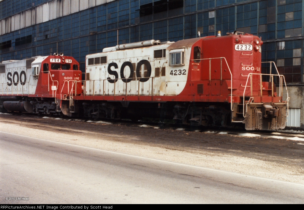 SOO 4232